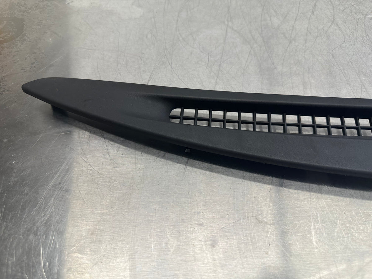 99-04 Ford Mustang Interior Dash Defrost Vent OEM 1R3X-63046B62-BAW #6 ...