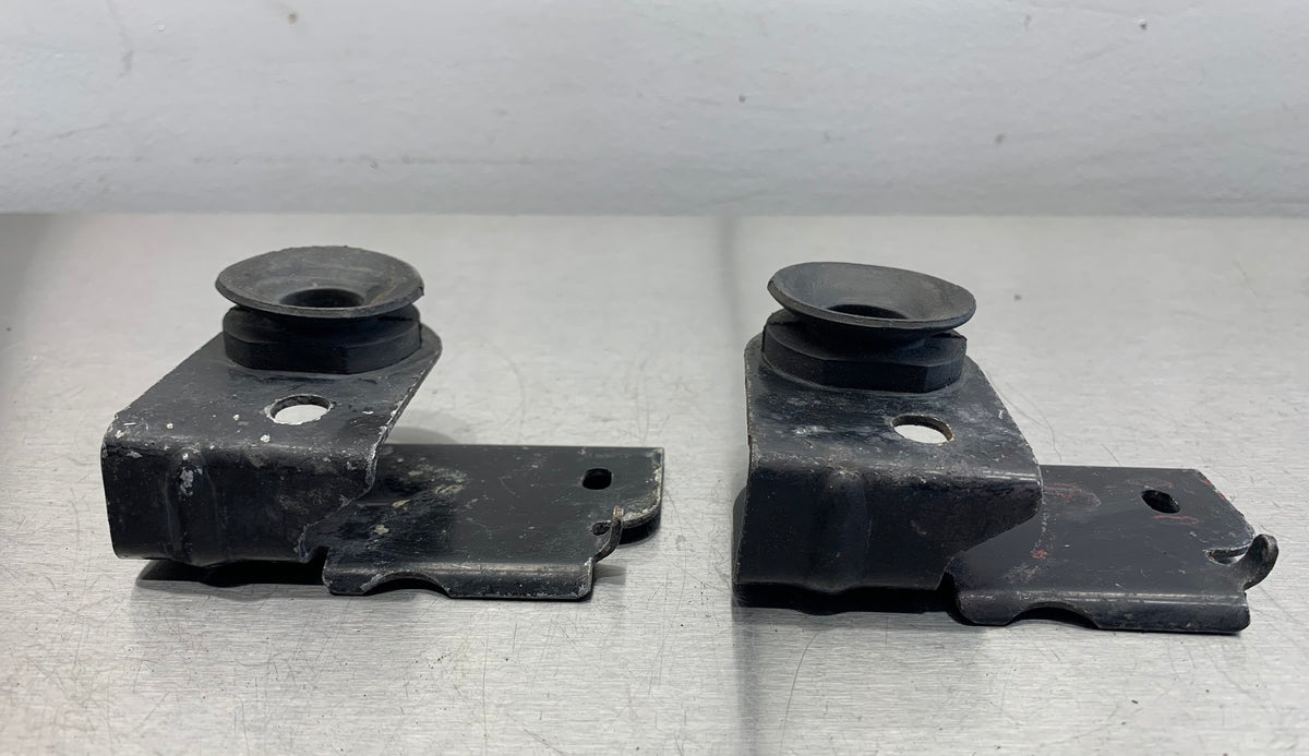 99-04 Ford Mustang Upper Radiator Mount Bracket (set of 2) OEM #A2 ...