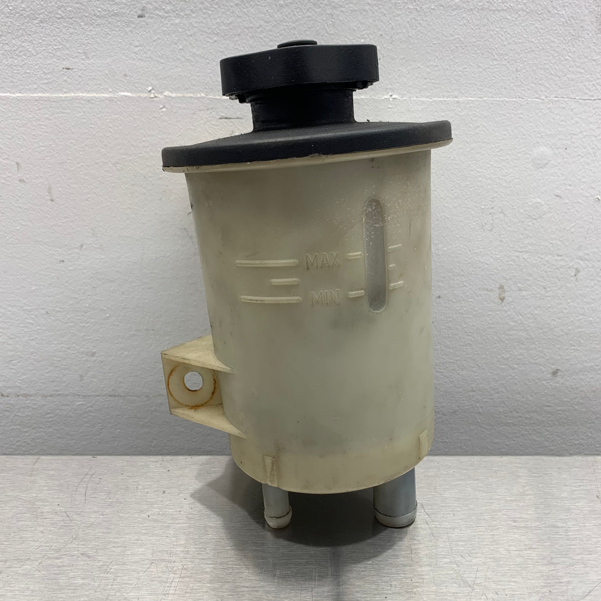 99-04 Ford Mustang Power Steering Fluid Reservoir OEM PA66-GF33 #38 ...