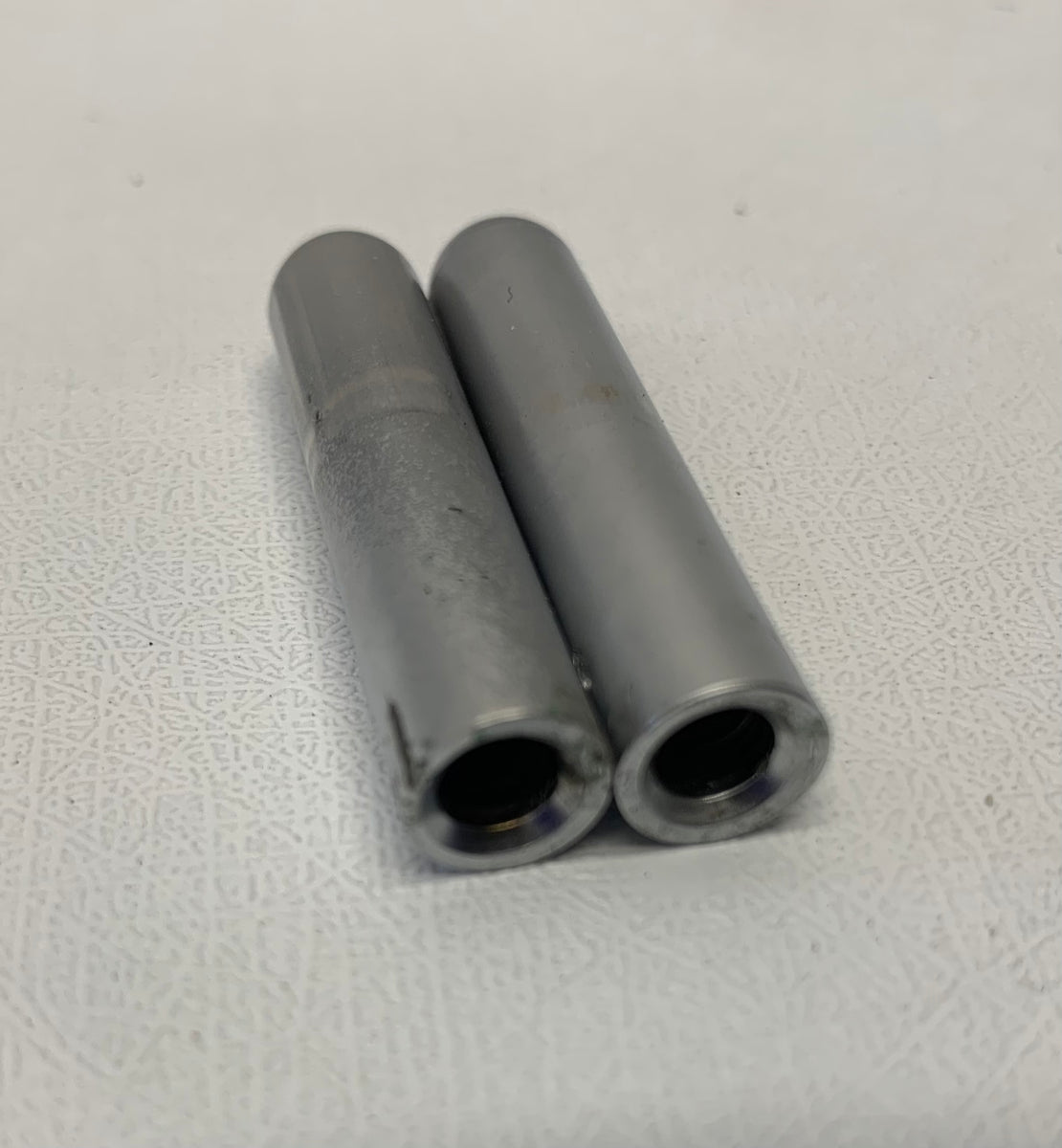 99-04 Ford Mustang GT Aluminum Door Lock Pins OEM #28 ...