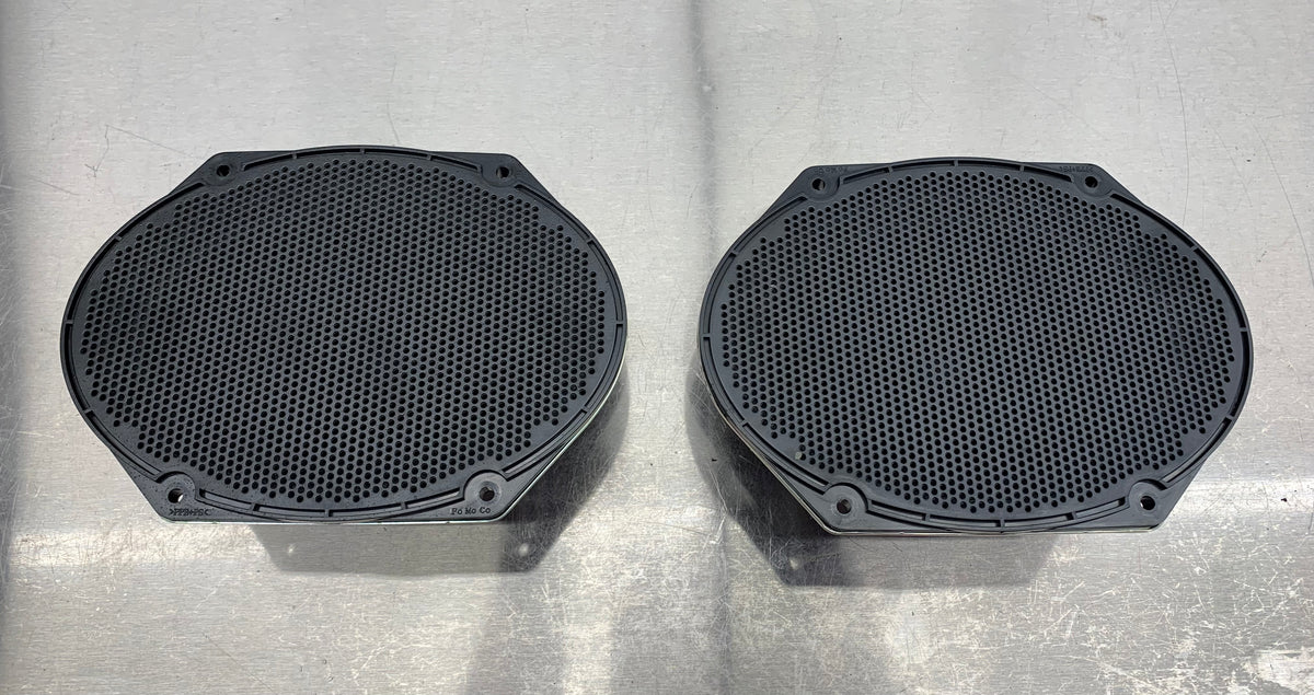 05-09 Ford Mustang GT Front Speakers 7U5T-18808-CA #53 ...