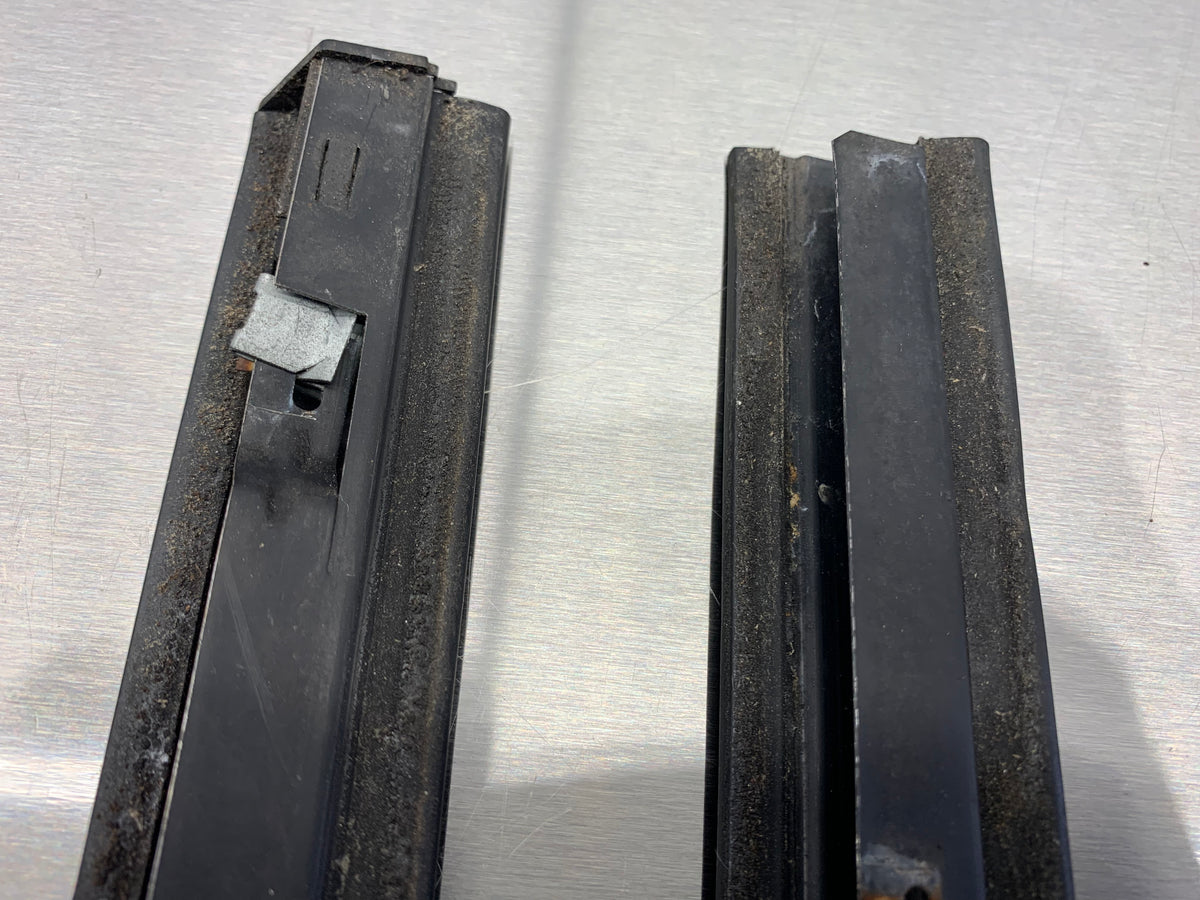 99-04 Ford Mustang Quarter Window Dividers (pair) OEM #44 ...